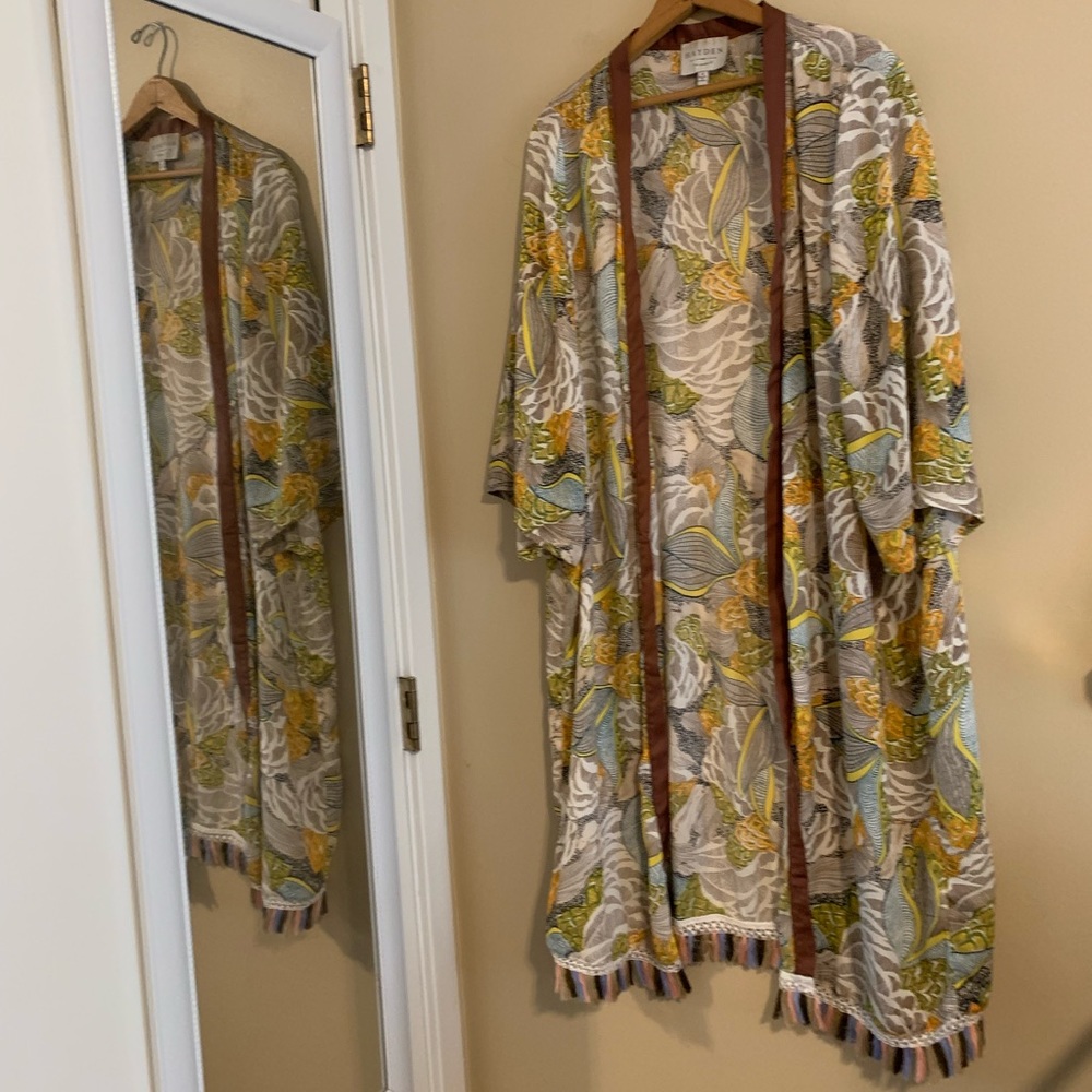 Hayden Los Angelos Beautiful Boho Duster . - Gem